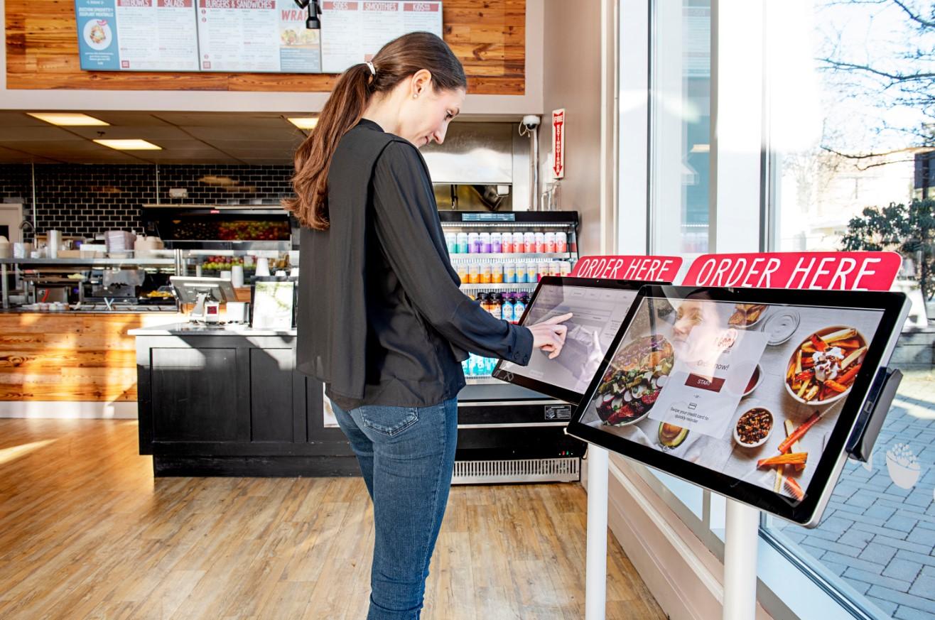 Digital Menus in Retail: Elevating the In-Store Shopping Experience